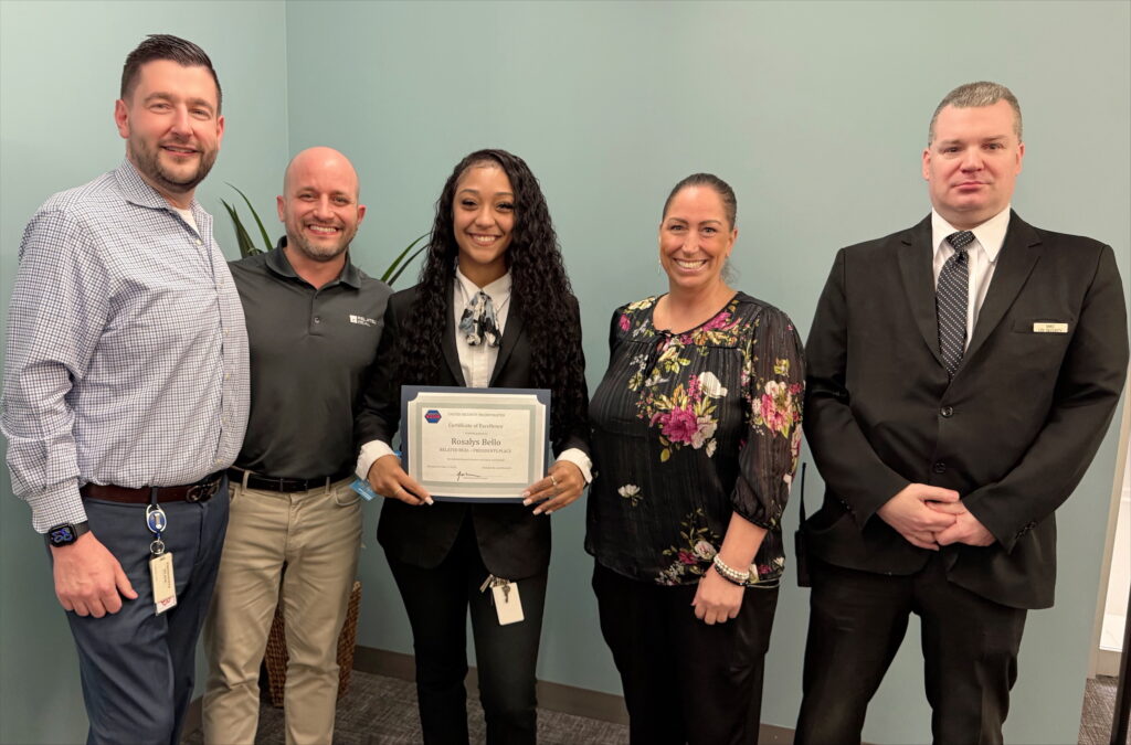 Employee Spotlight: Rosalys' Exceptional Service | United Security, Inc.